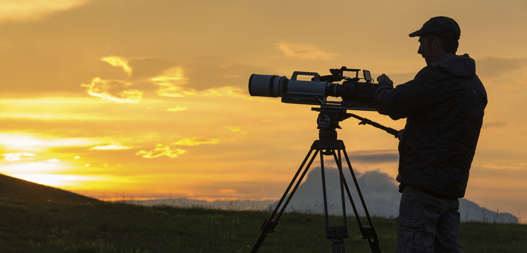 LIVING WITH WOLVES - DocLands